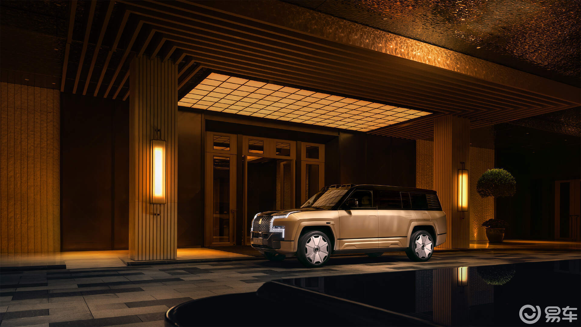 仰望U8L鼎世版上市！128万全尺寸豪华SUV，安全舒适智能全配齐_搜狐汽车_搜狐网