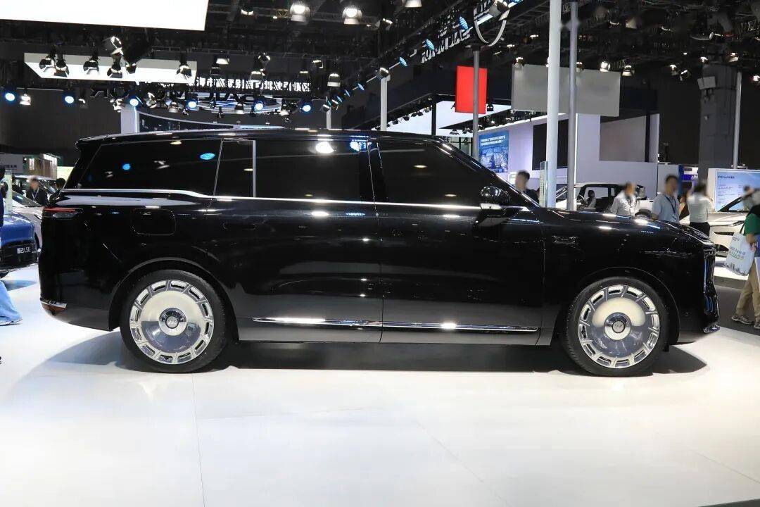 又一9系SUV！智己LS9即将预售_搜狐汽车_搜狐网