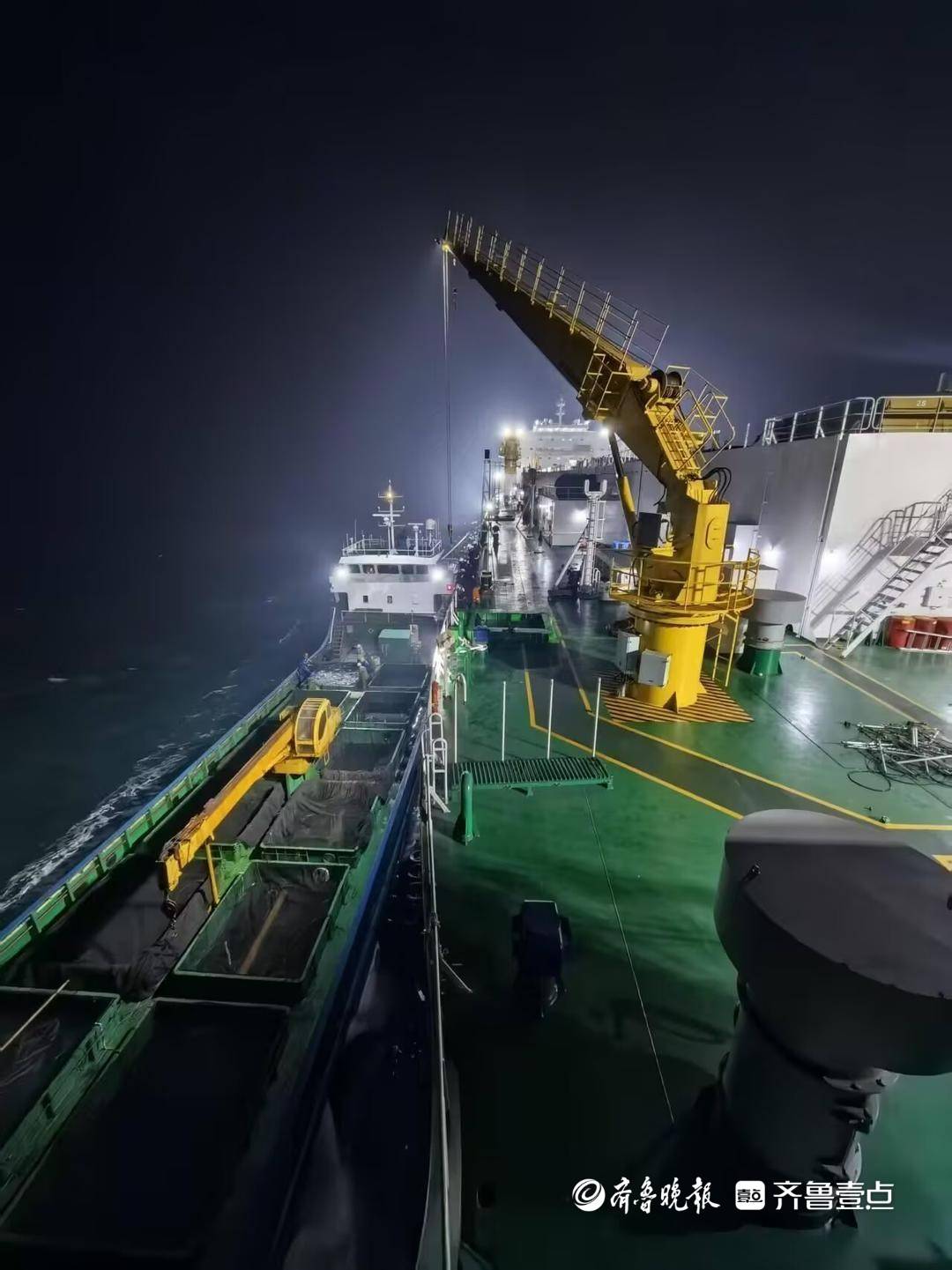 全球首次！“国信一号”开养三文鱼，深远海养殖实现新突破_工船_大西洋_首舱